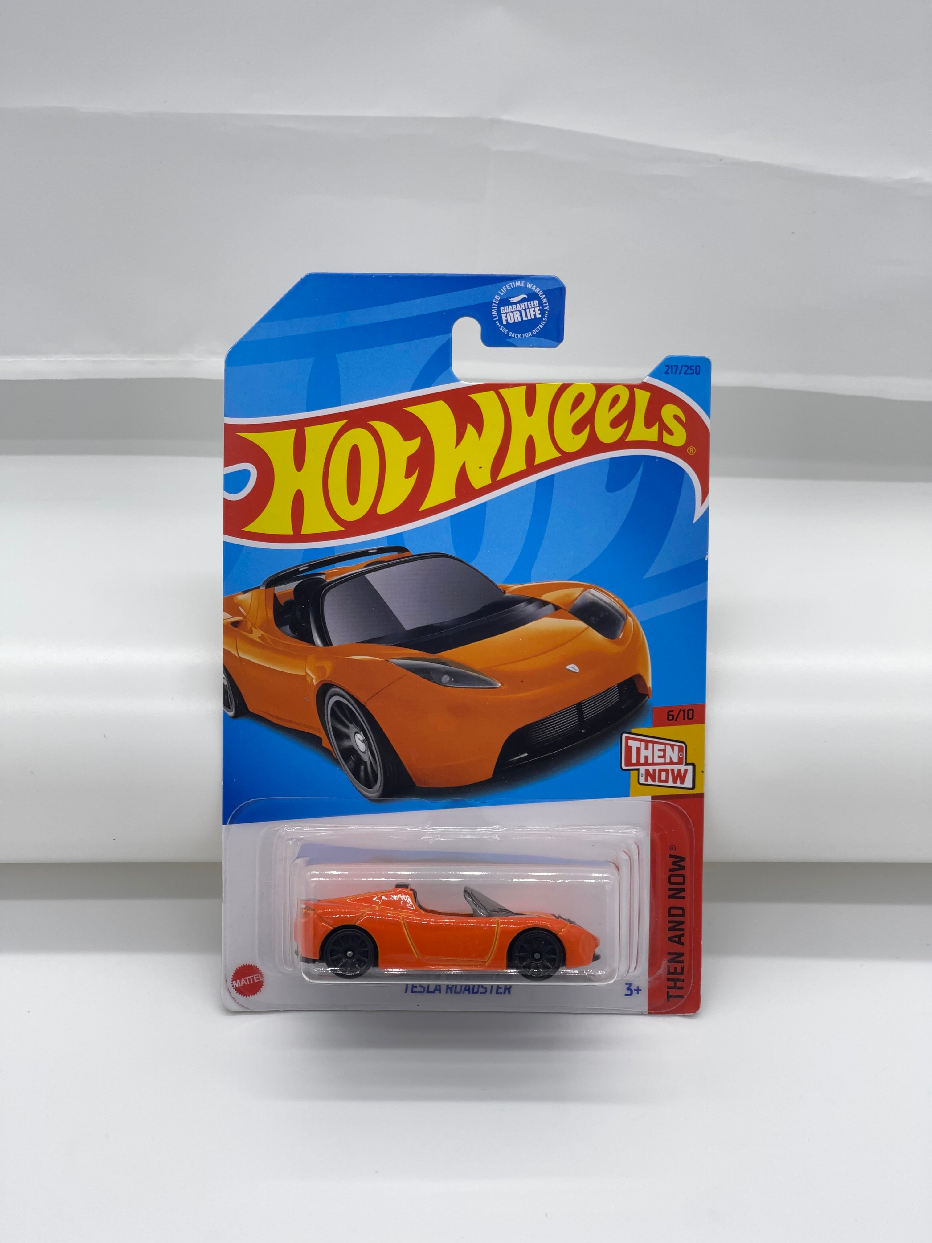 Hot Wheels Tesla Roadster – Hot Box Cars